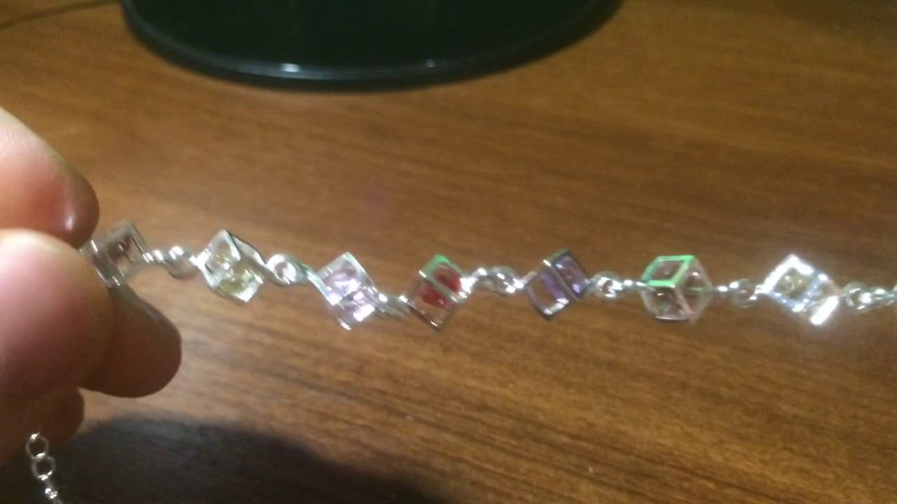 Браслет цепочка кубик рубик камушки в кубиках
