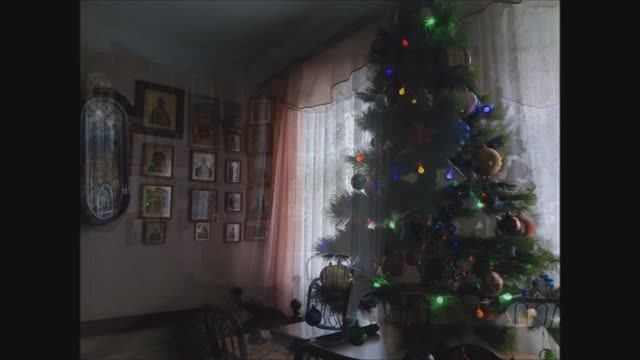 Наряженная ёлка.