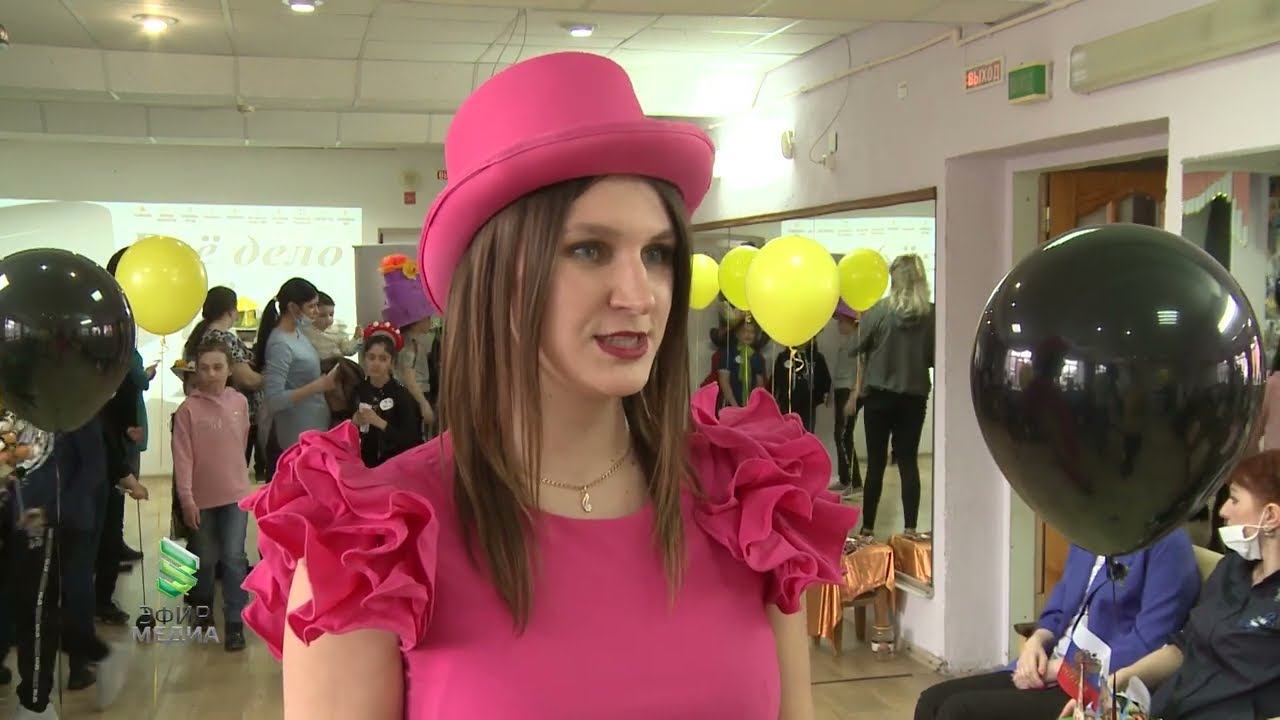 2021 04 06  Мегион  Конкурс «Шляпки»