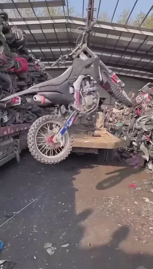 Рай для эндуристов или свалка - Enduro rider's paradise or a dump