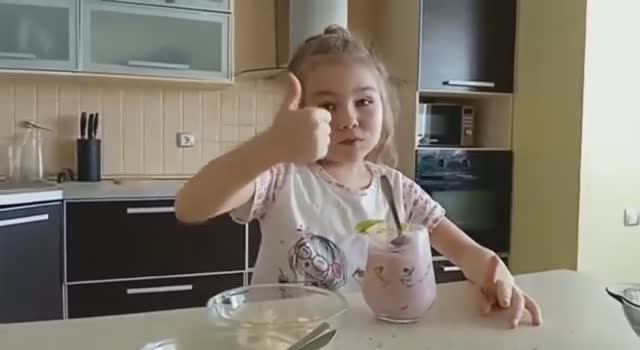 Фруктовый салат .