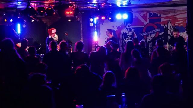 2025-12-27 - Группа «АКУРА» - КорпоративниК в клубе «Big Ben»