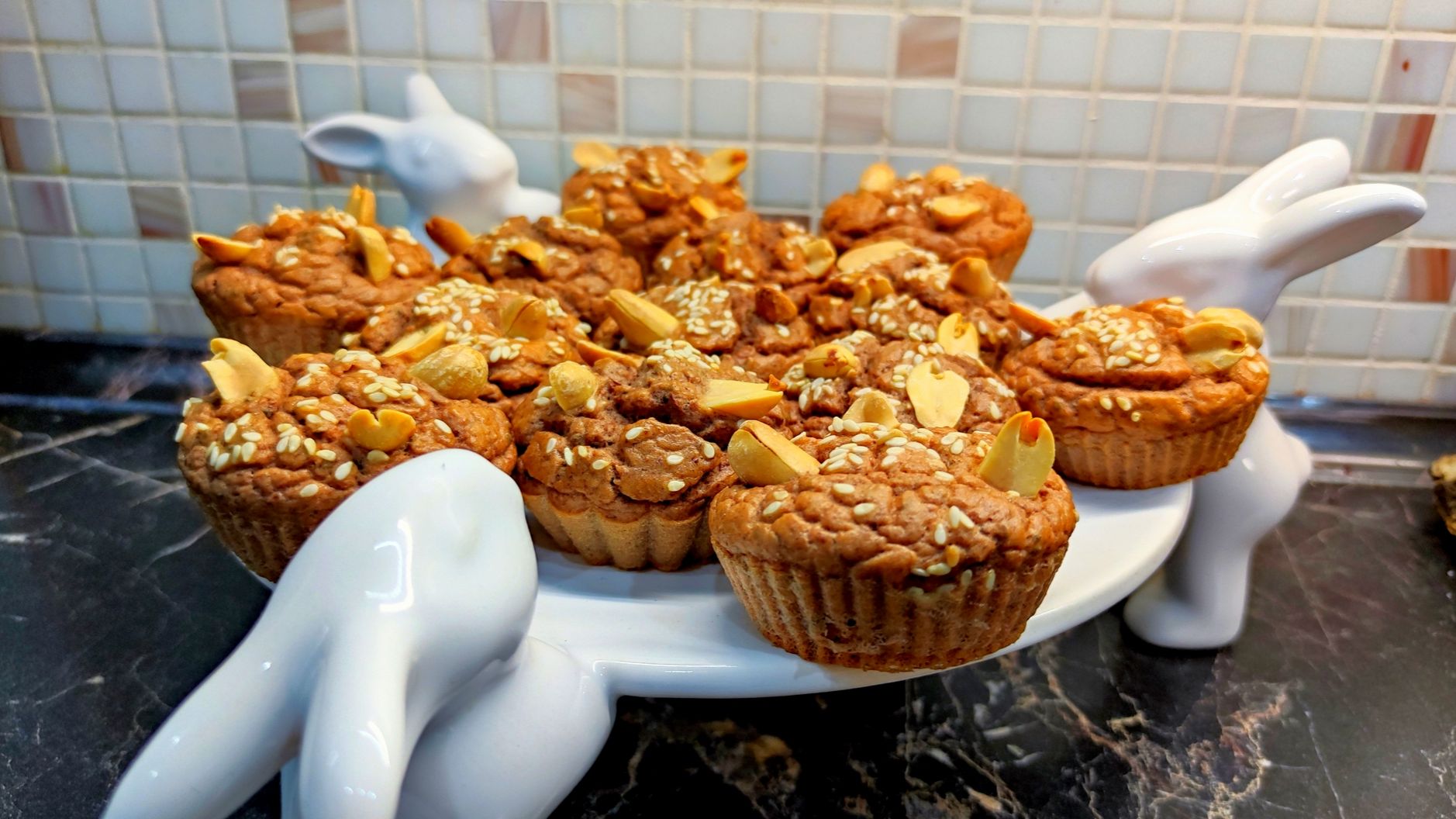 Несладкие кексы. Маффины из фасоли. Рецепт кексов.