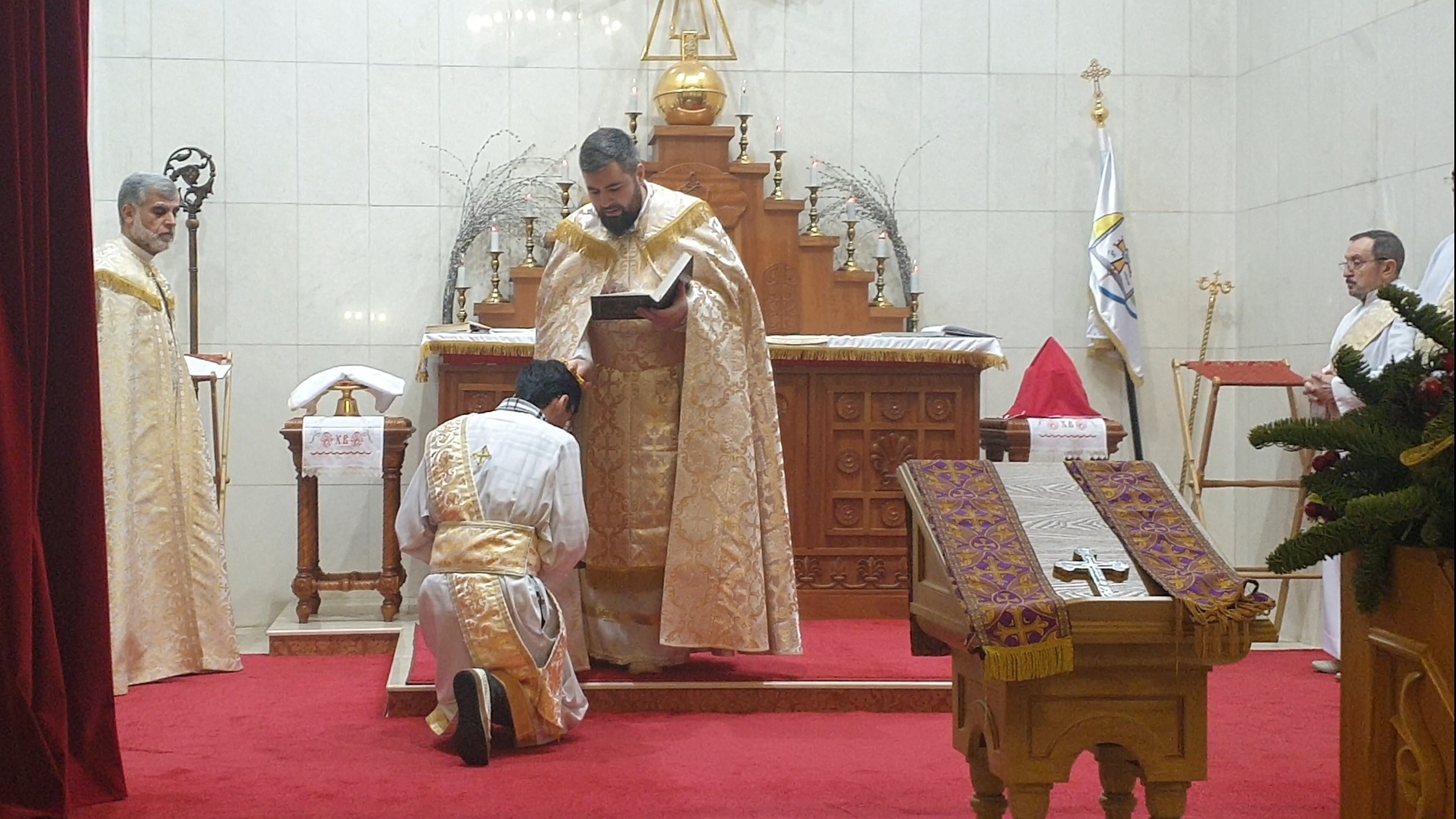 Рождественская служба в Ассирийской Церкви Востока Святой Девы Марии в Москве 🎊🙌🙏🏼❤ .2026