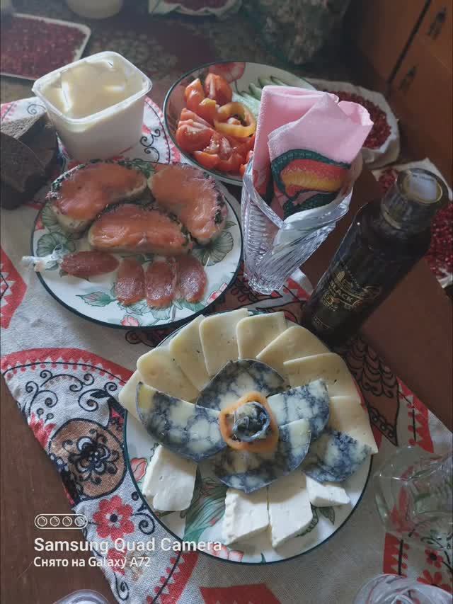 Застолье. Праздничные блюда нашего стола.