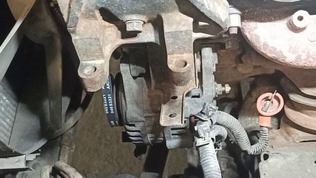 Как поменять генератор на моторе #VG30 #terrano #pathfinder ##nissan #wd21