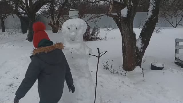 Зимние дачные забавы.