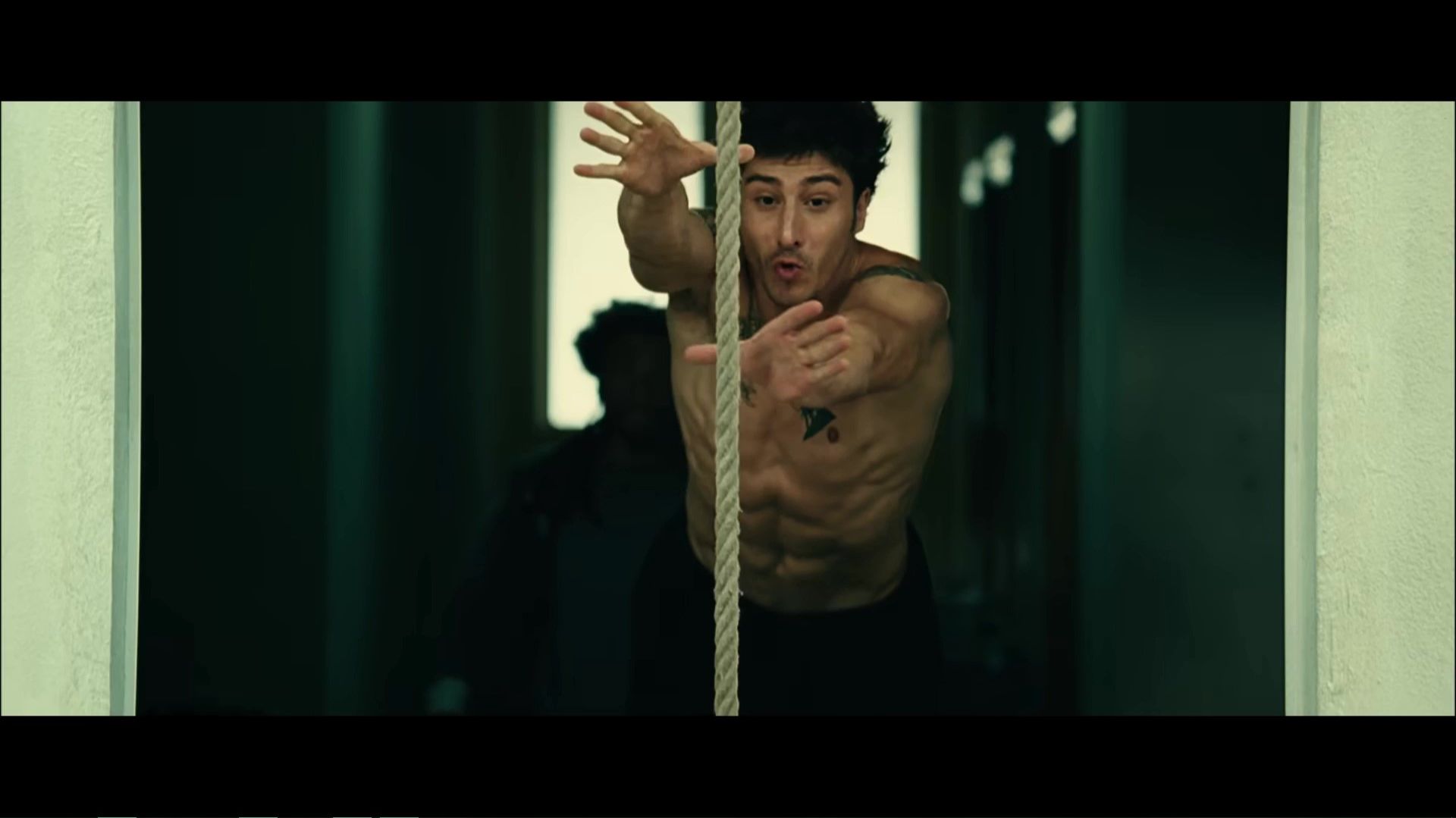 Отрывок из фильма «13-й район»