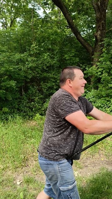 дикий сазан сопротивляется