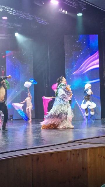 Песня северного сияния в сказке «ХОТОЙ БООТУР УОННА КЫҺЫЛ КӨМҮС СЫМЫЫТ»! 07.01.2026 г.