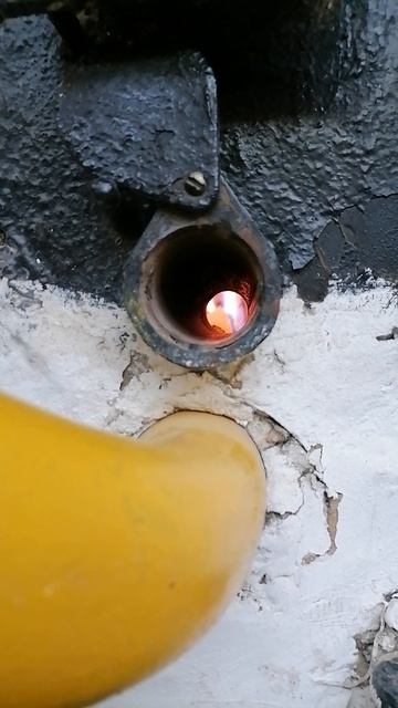 Щелевая подовая атмосферная горелка котла ТВГ-8М