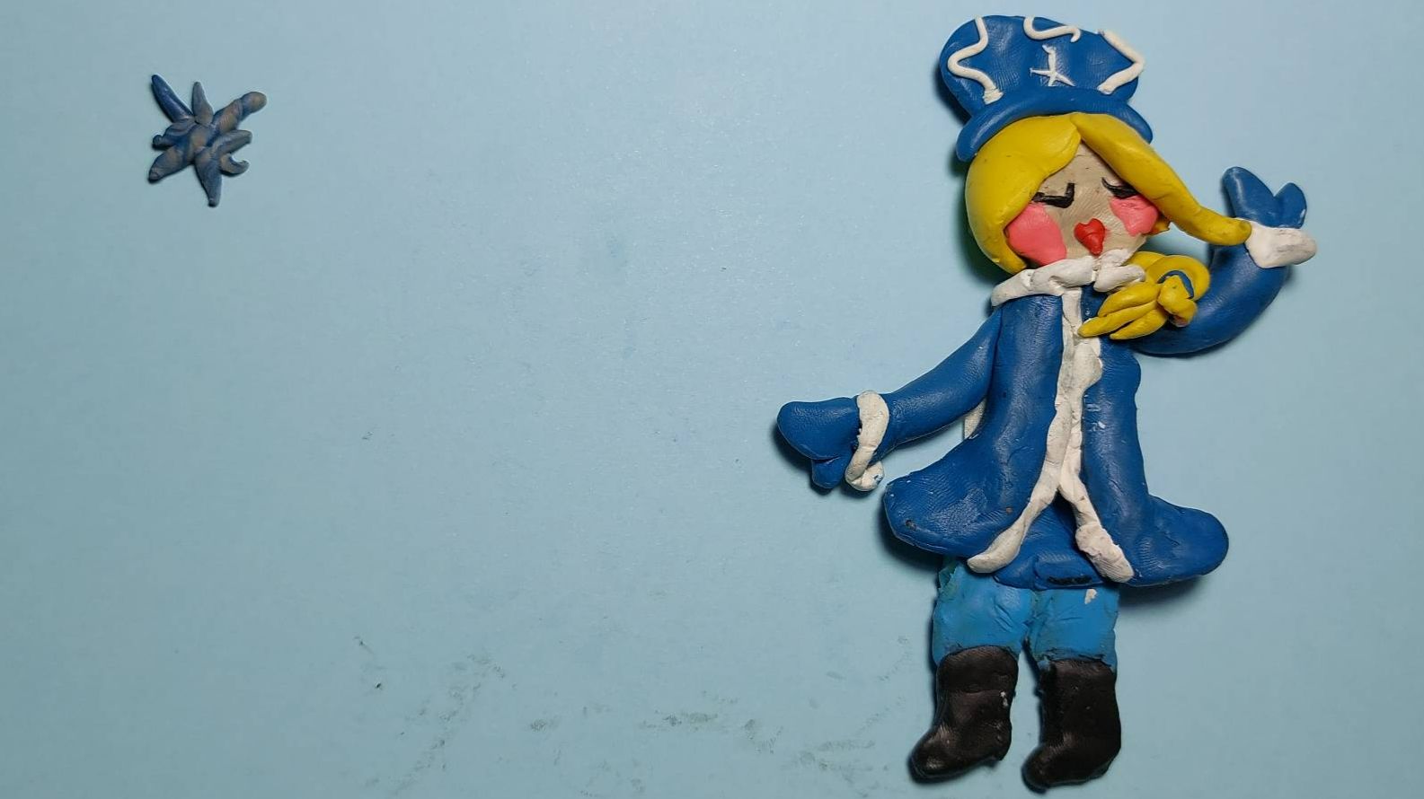 С новым годом! Новогодняя пластилиновая перелепка. Мультфильм.