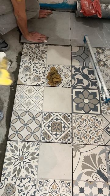 Кладем напольную плитку сами 1