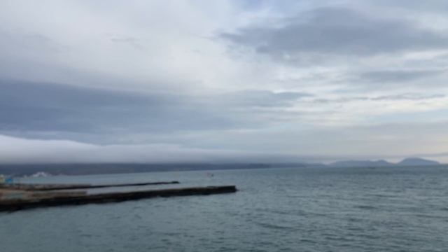 Зимняя набережная «Прибой» в Коктебеле: атмосфера и закрытый проход