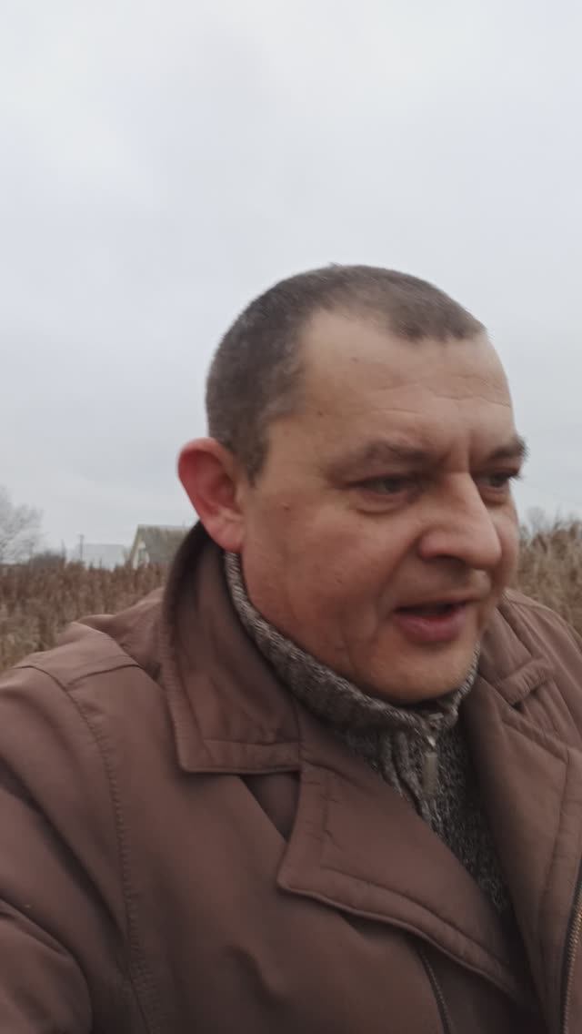 ПЕРВЫЙ ЛЁД. На КОНЬКАХ по ОЗЕРЦУ. 25.12.2025