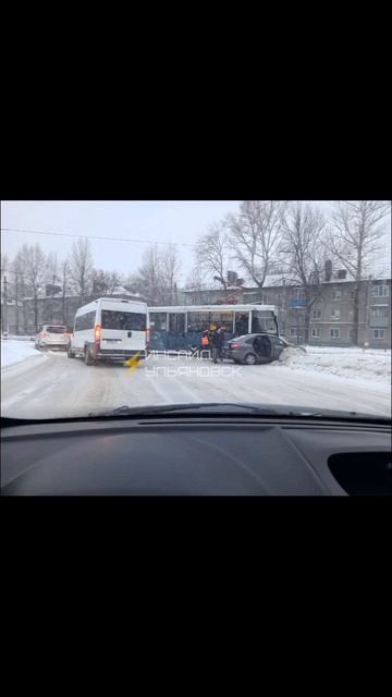 ❗️Сейчас в Ульяновске на Октябрьской ДТП с участием трамвая.