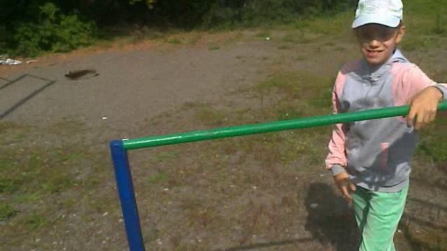 Я с Евой на турниках