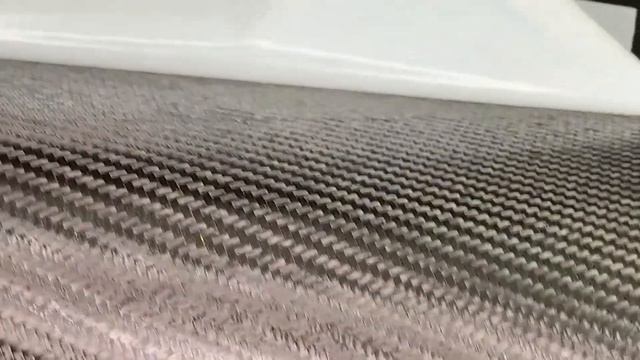 Материалы-Препрег углеткань 200 твил 2/2 E323