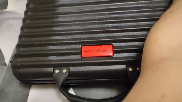 Пластиковый кейс для ноутбука 17-18 дюймов Optimum #отзывклиента