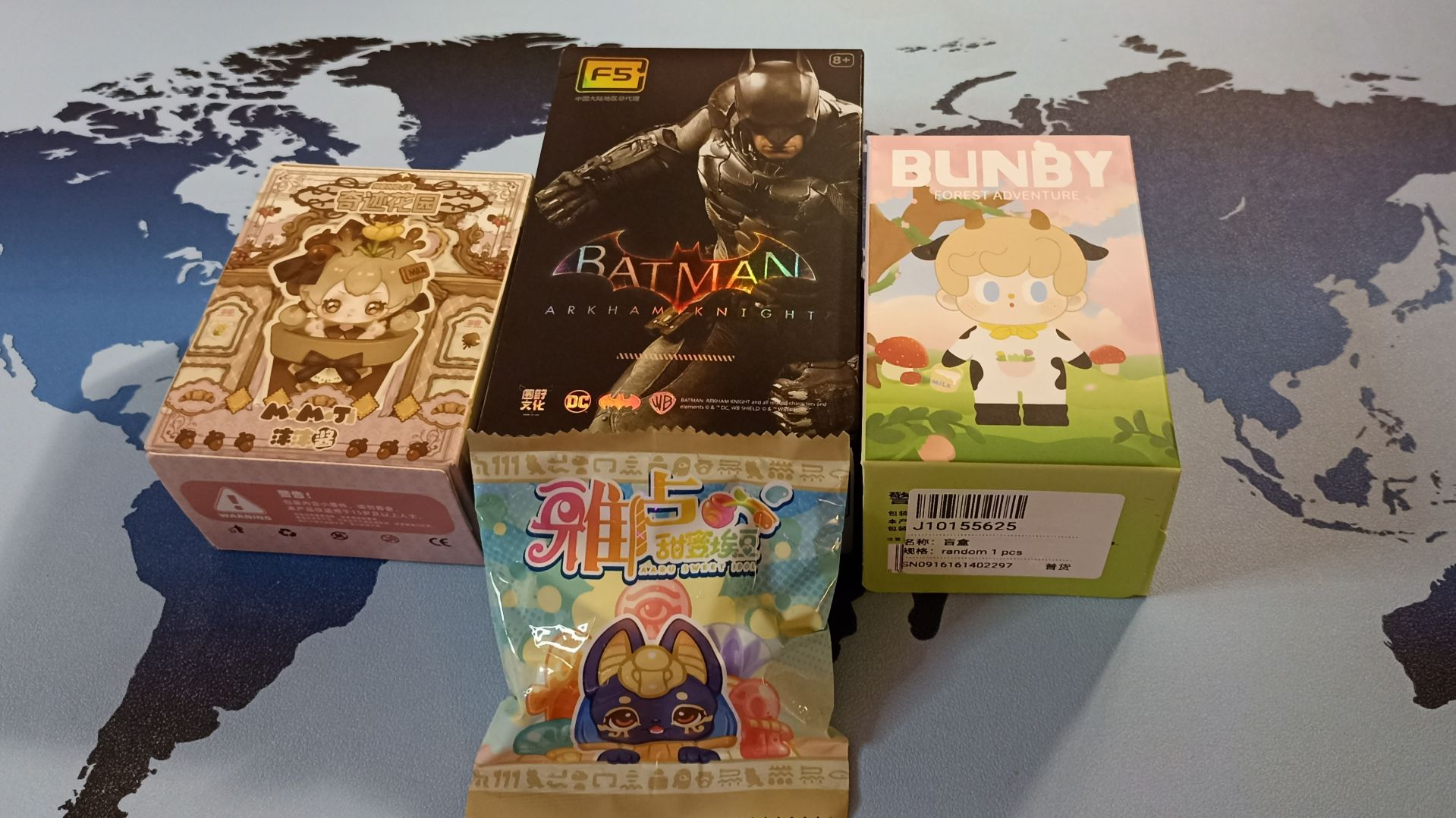 Коллекционные фигурки из Китая