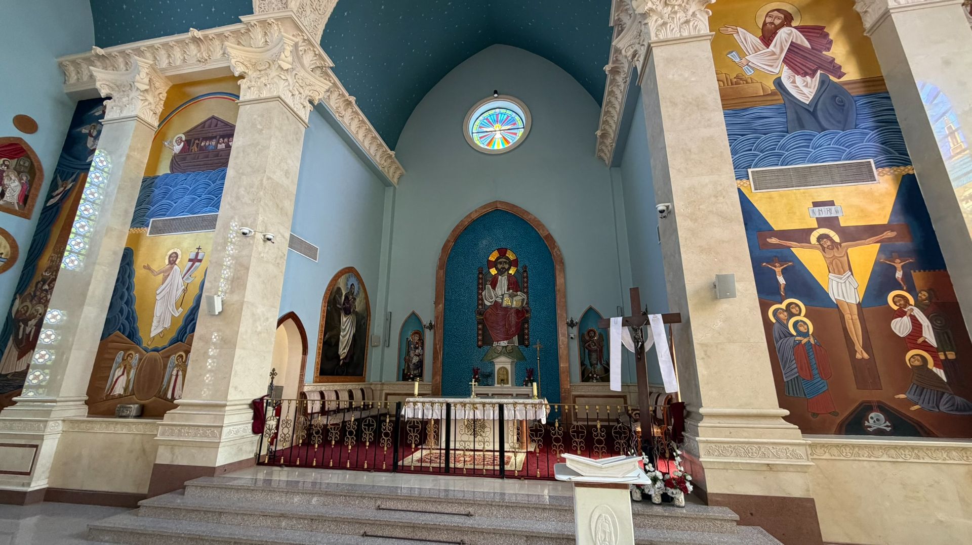 Коптская католическая  церковь Богоматери  мира. Шарм-эль-Шейх, январь 2026 г.