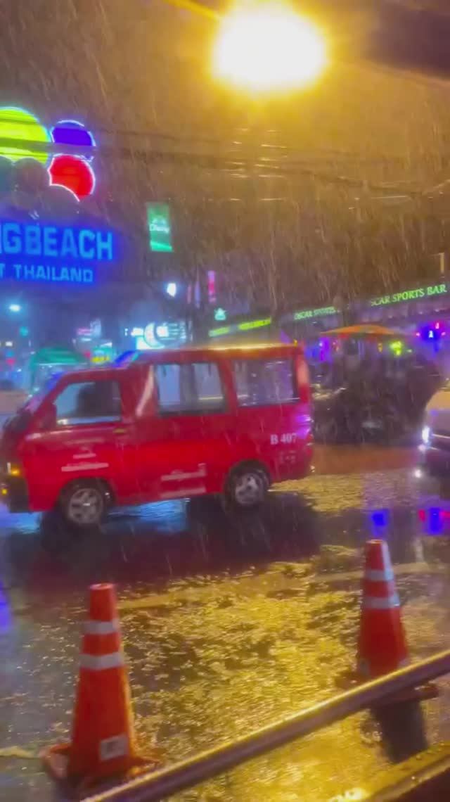 Купить виллу на Пхукете с бассейном 9