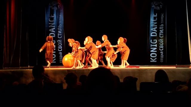 "Представьте себе" и "Чебумикс" . Выступление 2 классов  06.12.2025 г.