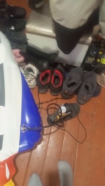 Качаем надувной матрас