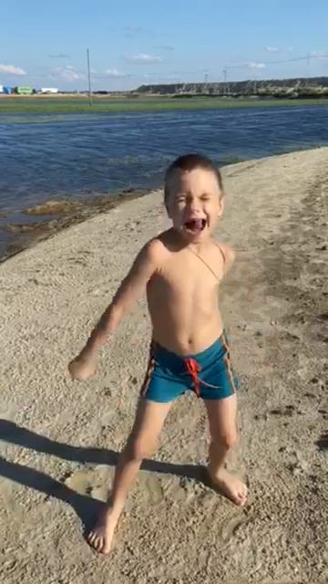 танцуй под Бузову