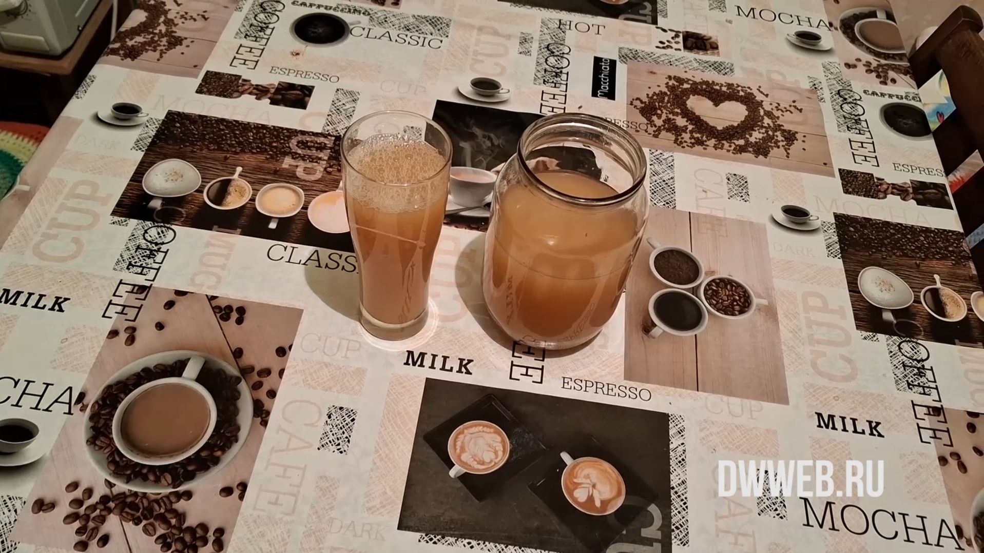 Яблочный сок - такой в магазине не продается! Чистейший натуральный продукт!