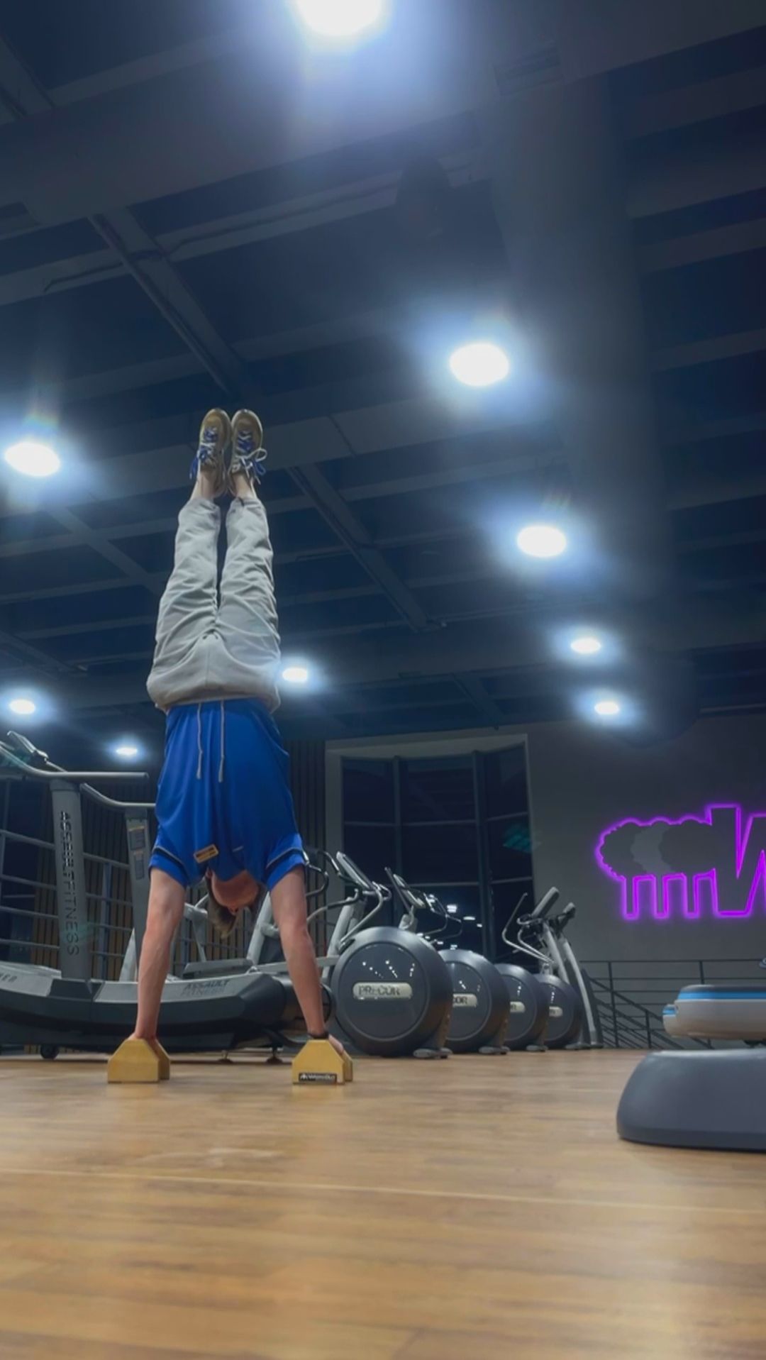 Спортивная гимнастика. Премиум-тренер тренажерного зала 💪Кирилл Макеев.