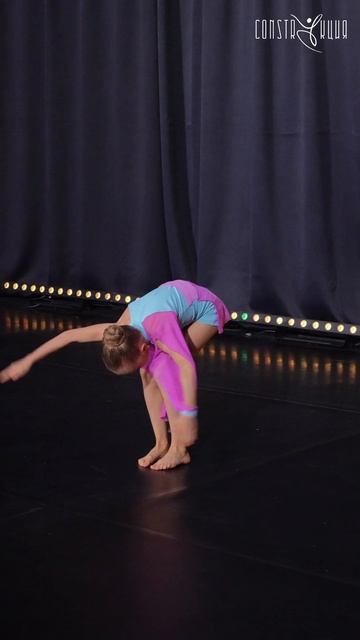 Солистка студии АС - Мизернюк Ксения на фестивале Construkcia✨