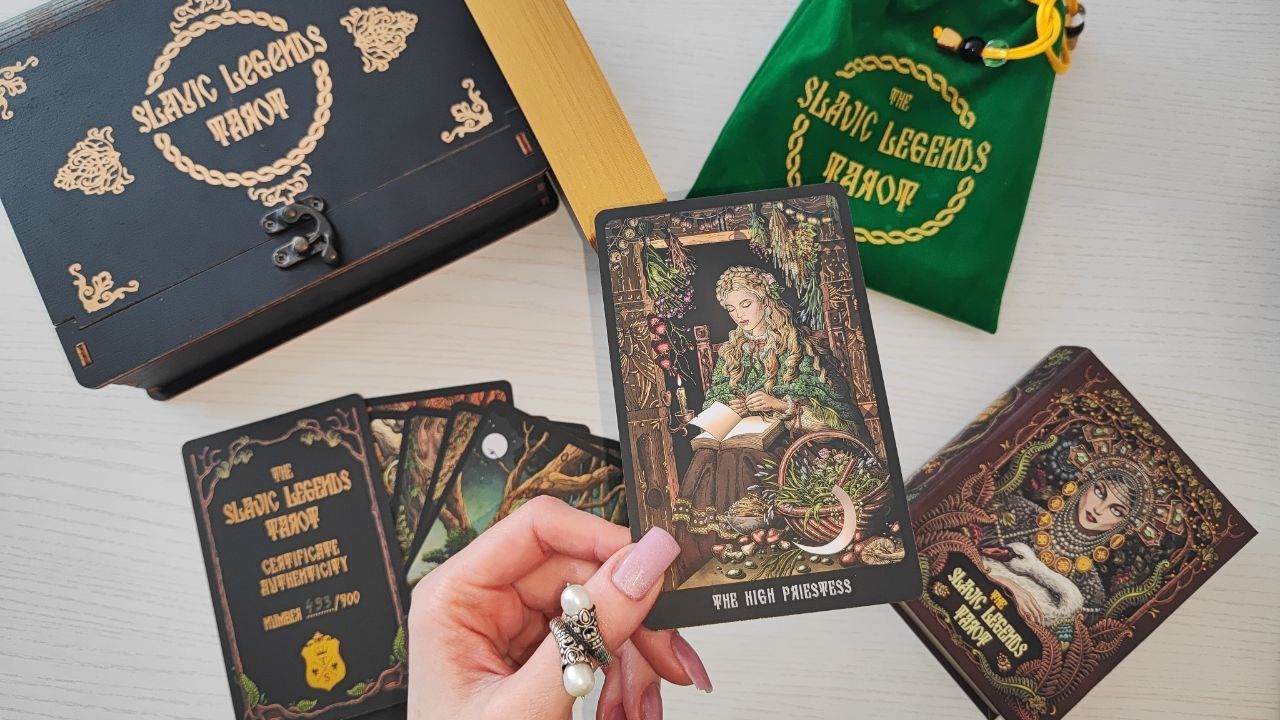 Таро СЛАВЯНСКИХ ЛЕГЕНД сравнение новой русифицированный версии и лимитки