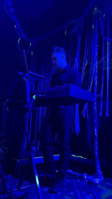 Москва 20.12.2025 - "Розовый вечер" #чернильноенебо #стекловата #розовыйвечер #студиясергеякузнецова