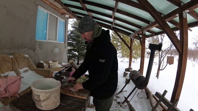 Порвало пленку подземной теплицы