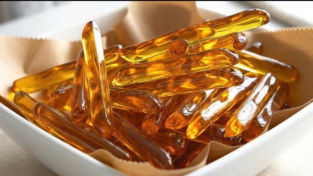 стеклянная картошка фри. необычная залипалк от ИИ