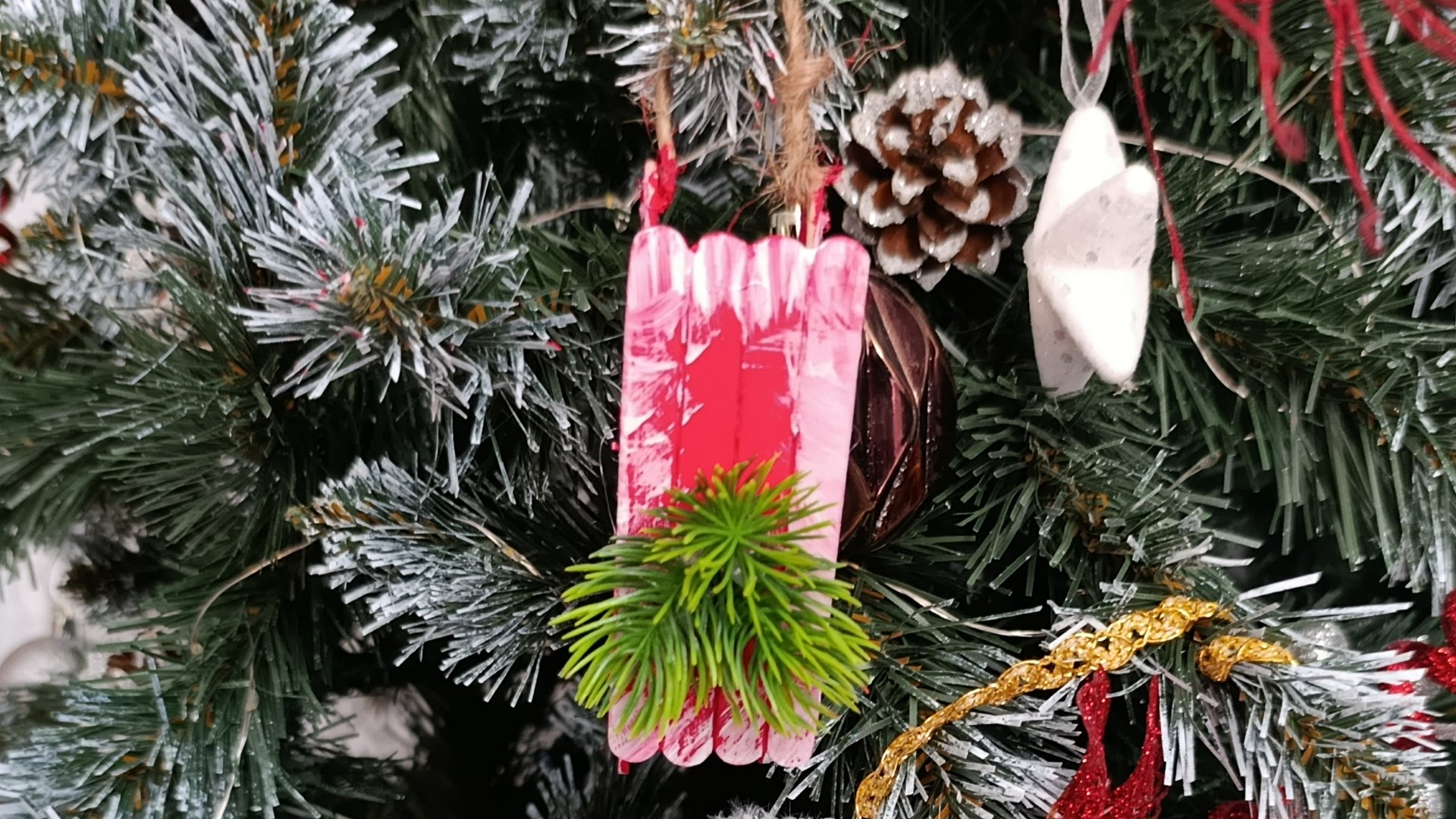 Санки на ёлку