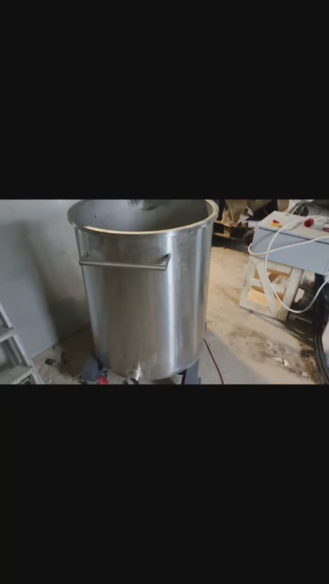 Дежа на 300 литров для ЛКМ