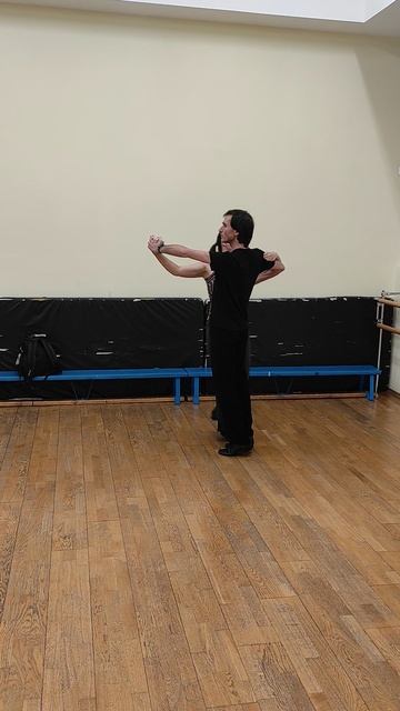 17 ноября 2022  Медленный вальс  Владимир и Наталья Власюк