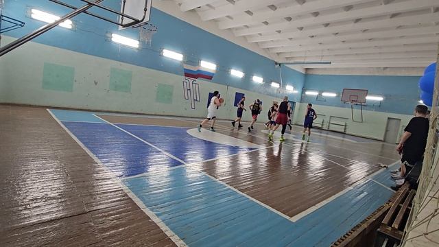 Первый баскет нового года 8-я игра