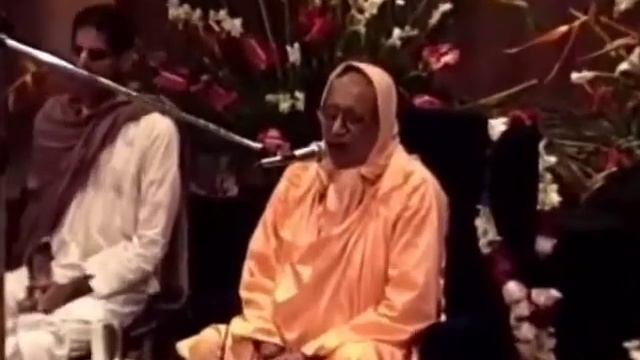 Srila Govinda Maharaja "1992 SGM Bhajans 01"