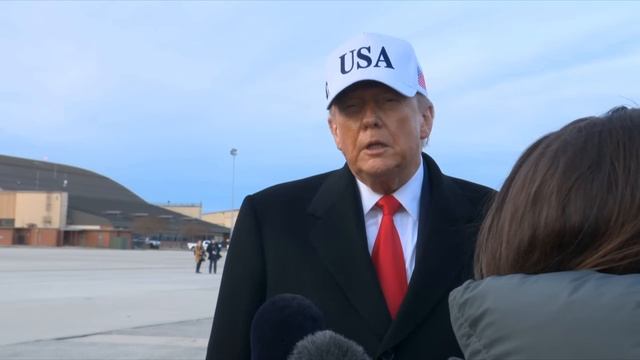 Президент Трамп общается с прессой на объединенной базе Эндрюс, 13 января 2026 года