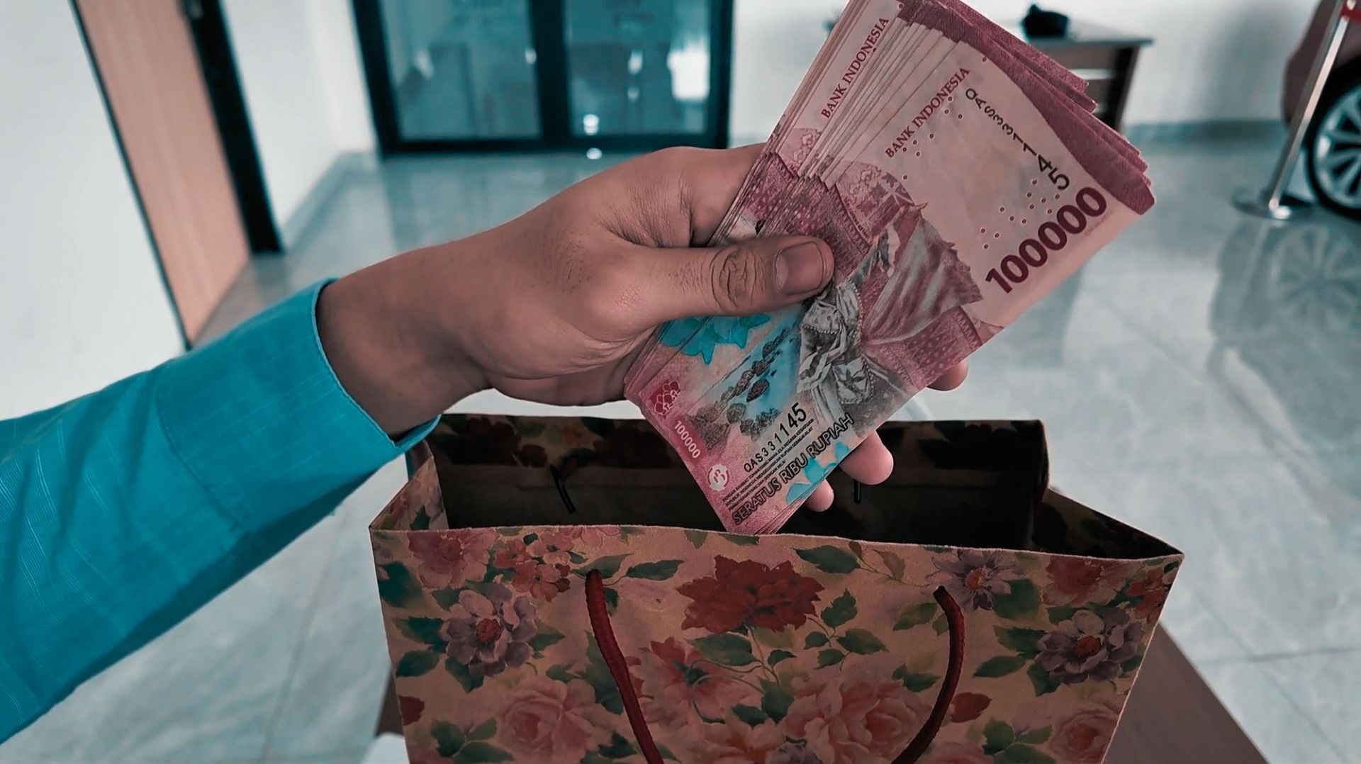 Цена подписи