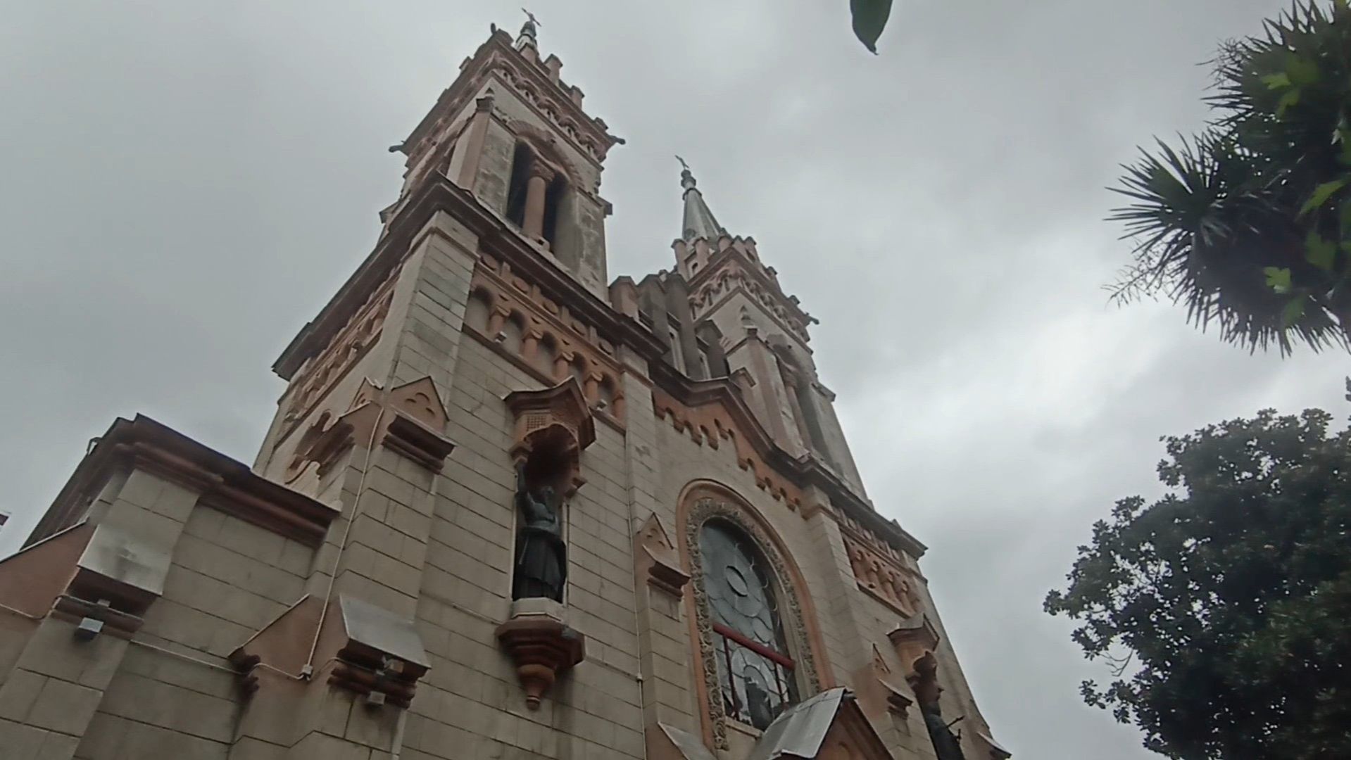 Батумский Кафедральный собор в Батуми 15.07.2025