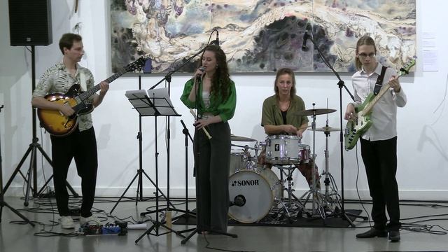 Композиция "Tudo que voce podia ser" - бразильская народная, Филиал Бразилии, 13.11.25