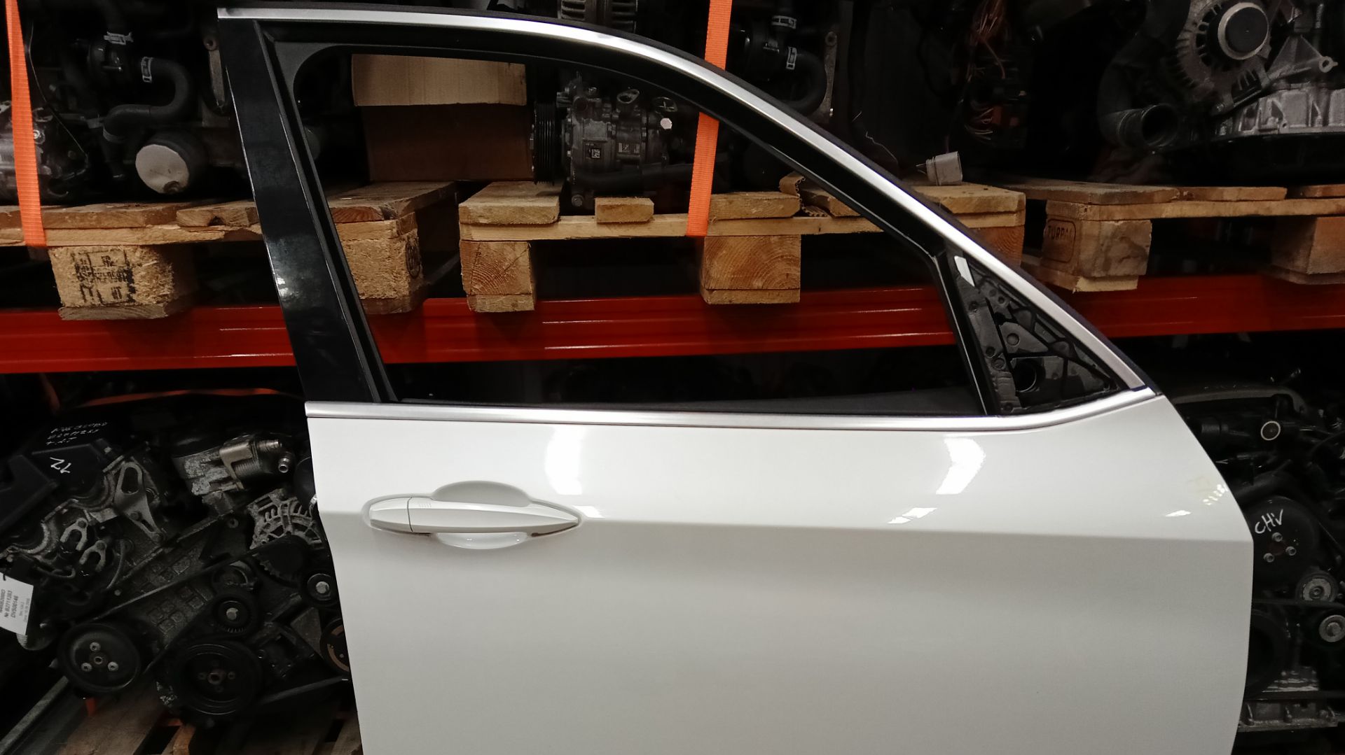 DPP00007 - Правая передняя дверь BMW X5 F15 - цвет Белый