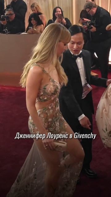 Самые интересные наряды премии «Золотой глобус» 2026