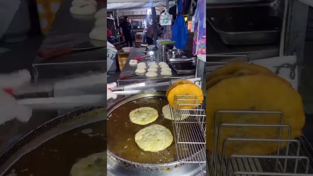 уличная еда в прямом эфире