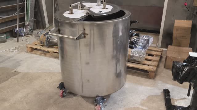 Дежа 300 литра На Колёсах Подкатная