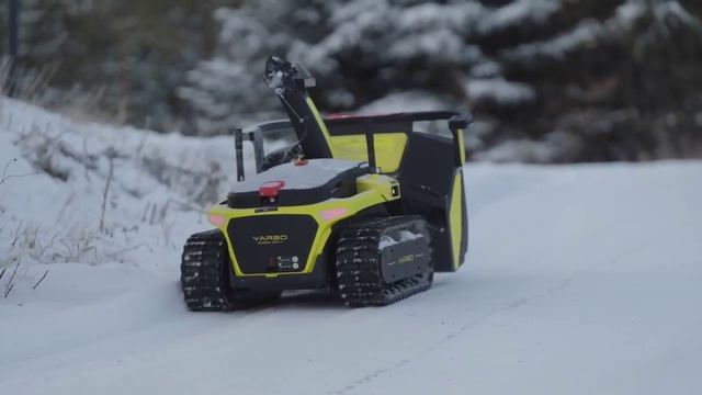 Робот Yarbo с модулем Snow Blower